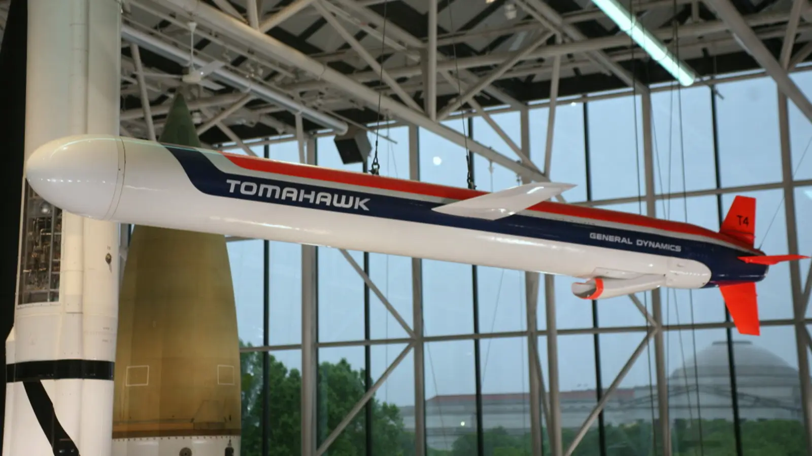 Washington May Send Up to 50 Tomahawk Missiles to Ukraine