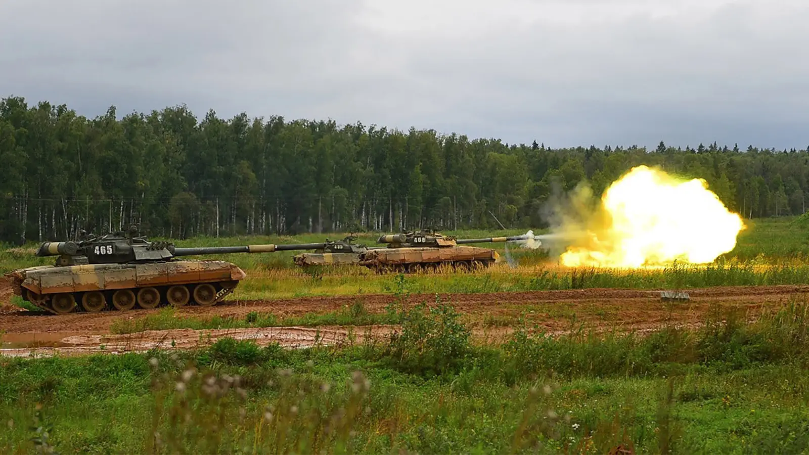 Military Watch: Russia Expands Fleet of High-Mobility T-80 Tanks