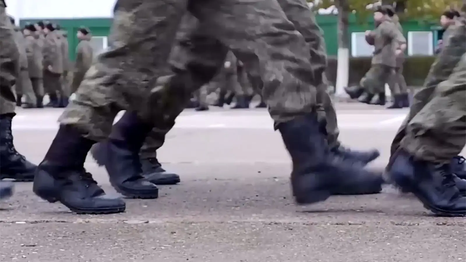 Putin Orders Autumn Draft, 135,000 Conscripts to Join Army