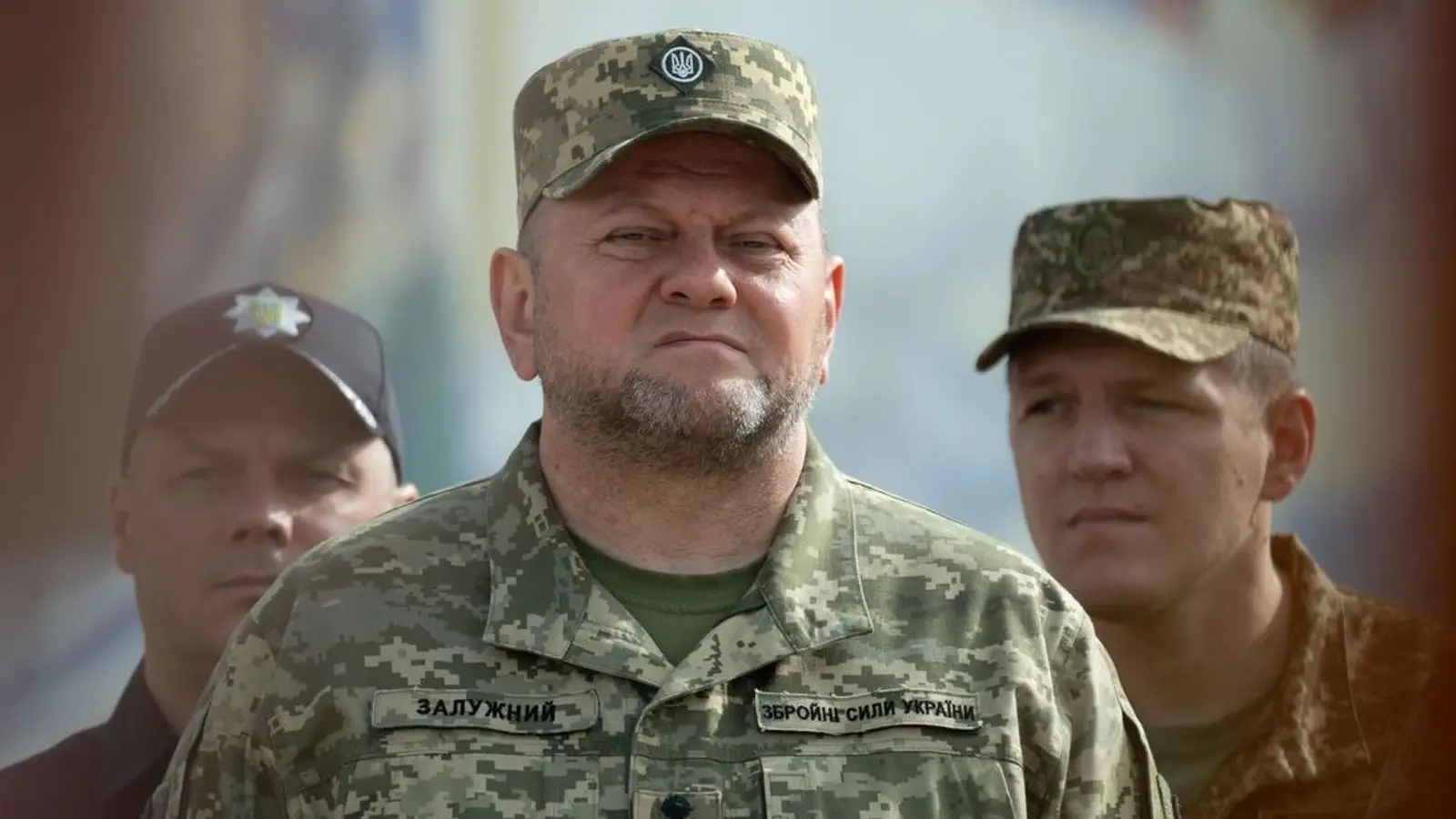 Ukraine: MI6 pousserait Zaloujny au pouvoir, dit Kim Dotcom