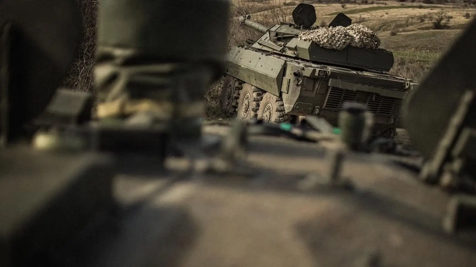 Ukrainian Forces Shift Tactics Near Konstantinovka